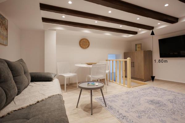 Spianada Ground Floor Next To Liston - Corfu