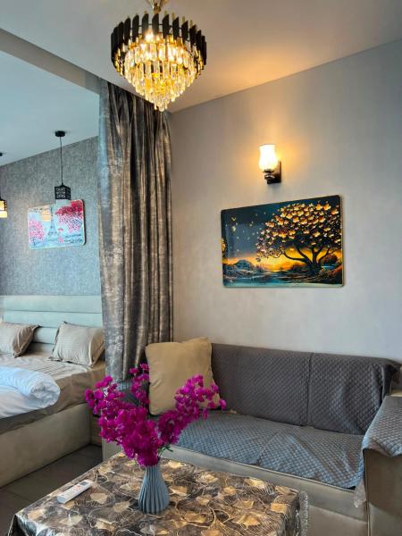 Luxurystay - Noida