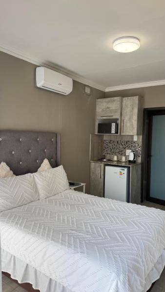 The Cozy Room In Cimbebasia - Windhoek