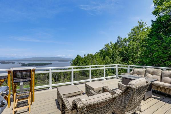 Million-dollar Views! 'Gilded Loon' W/ Fire Pit - Gilford, NH