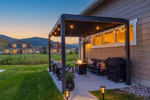 Cowboy Den By The Creek - Swan Valley, ID