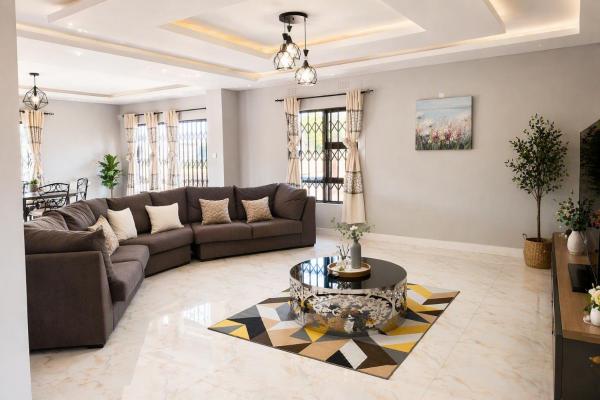 Chic Modern Escape - Lusaka