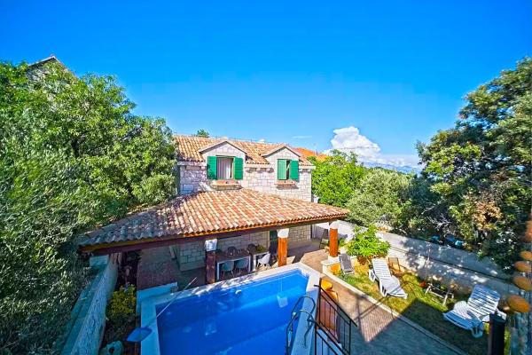 Villa Valentina With Pool And Close To Beach - Brač