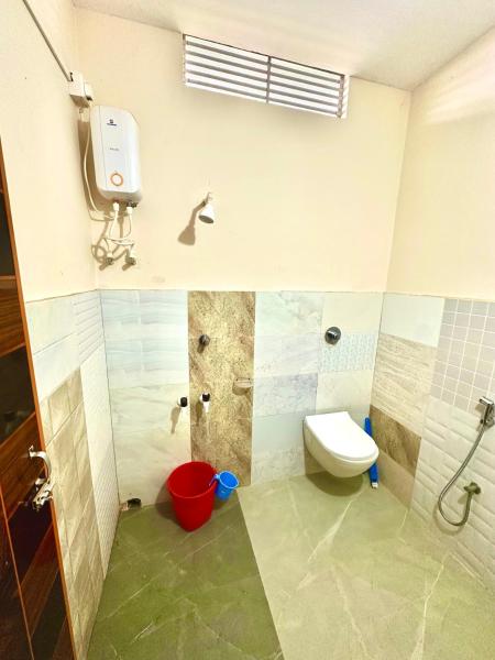 Ndm Homestay 2bhk Ac Unit Kitchen & Bathroom - 阿魯納恰爾邦