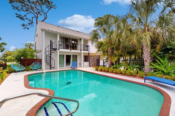 10 Pines - Sarasota Bay - Sarasota, FL
