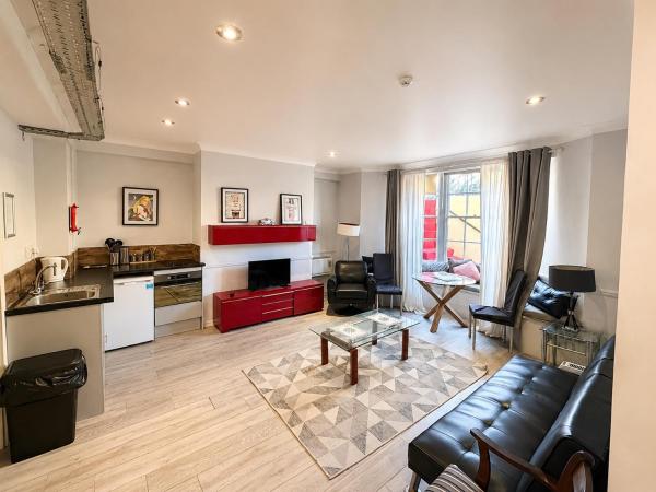12a Regency Square - Sussex