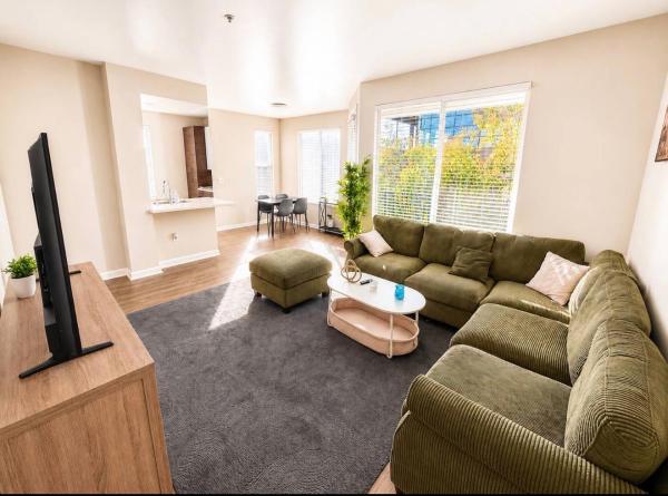 2bd 2bth Marina Del Rey Apt - El Segundo, CA