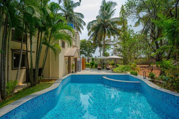 The Veridian Luxury Farmstay With Pool - 