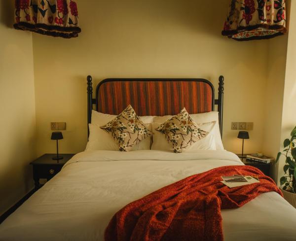 Monkey Resort - Dharamshala