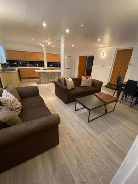 Large 3 Bedroom Flat Earl's Courtwest Kensington - Fulham