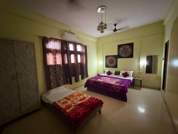 Paradise Homestays - Mughalsarai