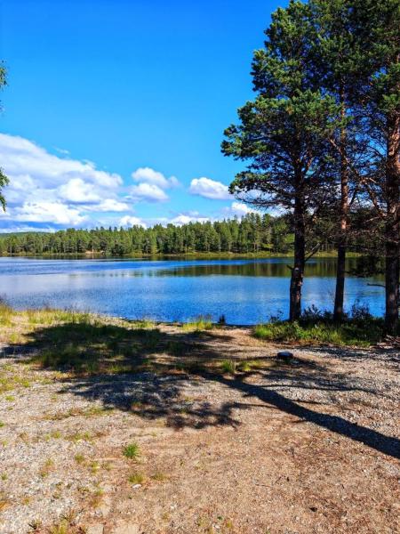 Stay In Sevettijärvi, Lapland, 69n - Live My Life - Inari