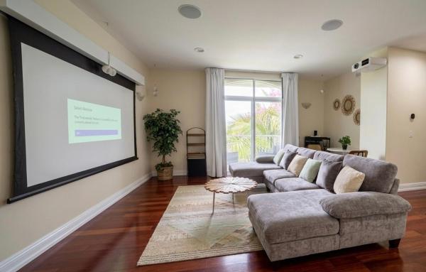 Luxury 3 Bedroom With Private Rooftop In Sawtelle - Los Angeles