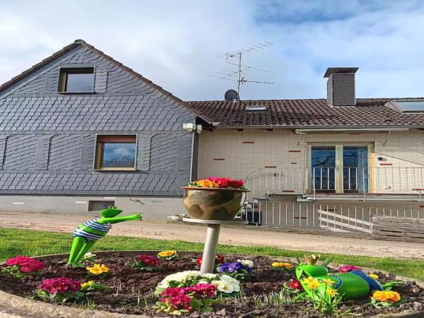 Apartment In Burscheid - Bergisch Gladbach