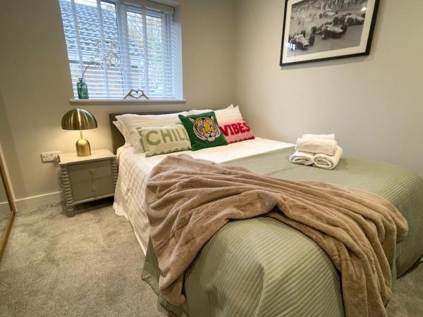 Modern New-build 1 Bed House Near Science Parks - Cambridge