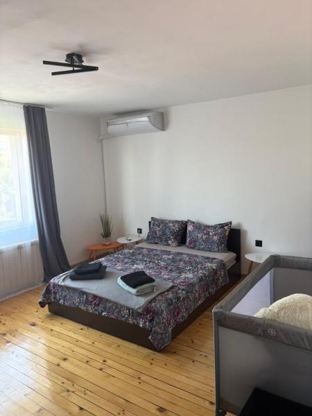 Sunny Apartment In Reduta - Sofia