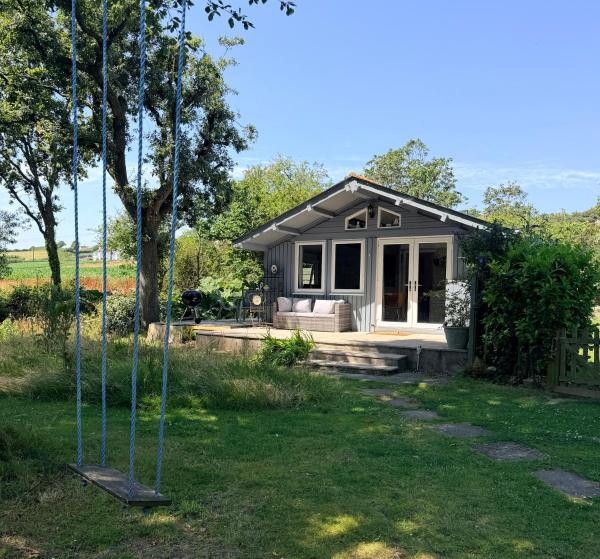 Beech Hut - A Streamside Family Escape Near Salcombe And Beaches - Kingsbridge