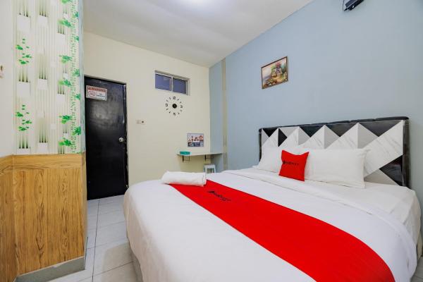 Reddoorz Near Museum Bank Indonesia Jakarta - Jakarta