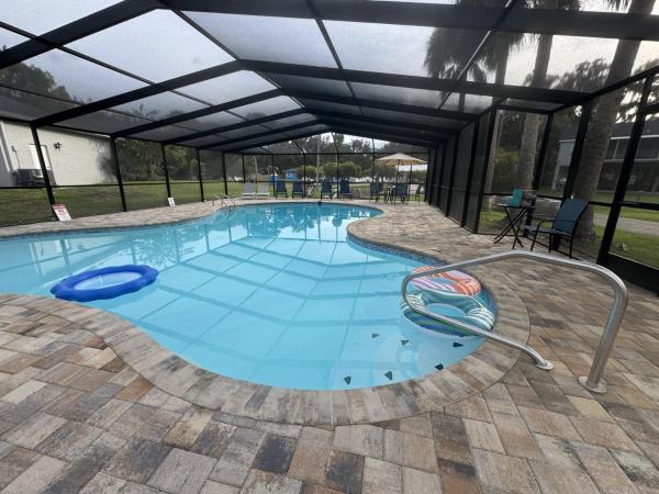 Spacious 4 Bedroom With 2 Baths With Pool And Boat Dock - Beverly Hills, FL