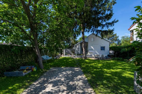 Világos Kert Chill House Sauna - Siófok