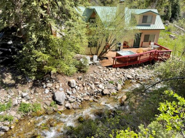 Cottage On The Stream Sundance, Utah - Sundance, UT
