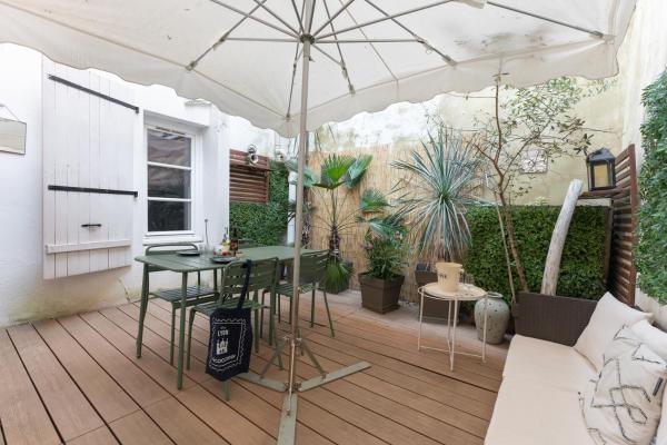 Le Patio - Ancien Atelier De Soyeux Avec Terrasse - Lione