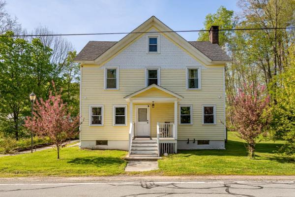 The Yellow House - 5br Farmhouse Catskills Fireplace And Open Plan - Bethel, NY