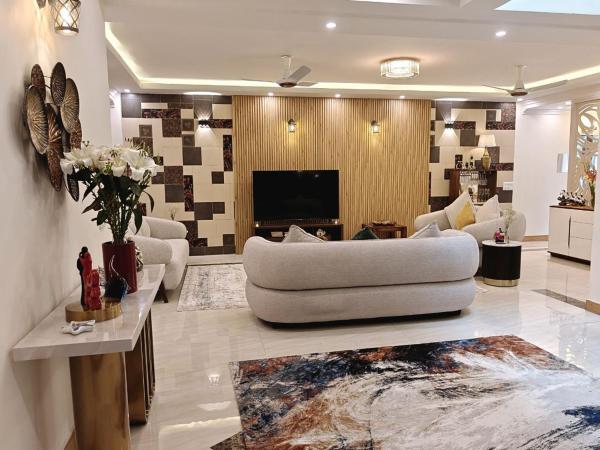 Premium Garden Residence - Private 4br Villa - Gurgaon - Gurugram