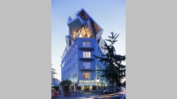 Chelsea Hotel - Frechen
