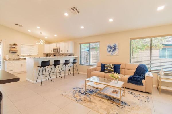 Cozy Desert Escape With Modern Comfortsvilla - Casa Grande, AZ