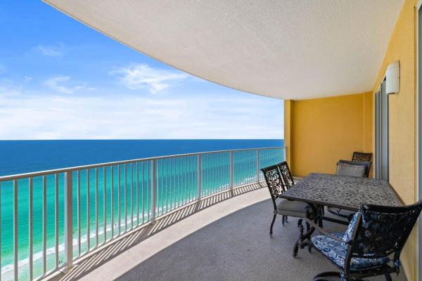 High-floor Gulf View & Balcony - Emerald Skies - Florida