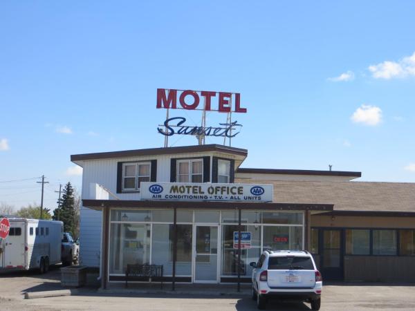 Sunset Motel - 