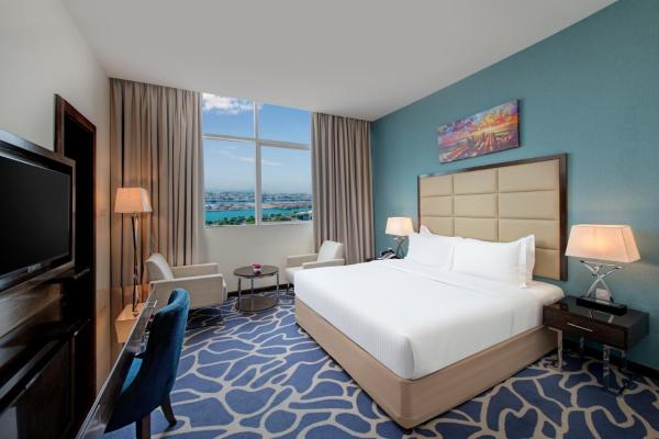 Ramada Abu Dhabi Corniche - Abu Dhabi