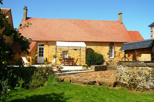 Maison De Vacances Dans Grand Jardin Arboré à La Chapelle-saint-fray Proche Le Mans Sarthe, Pays-de-la-loire - Sarthe