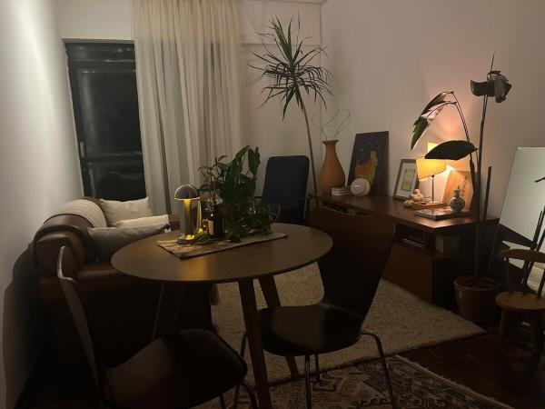 Ap Aconchegante Super Bem Localizado - Londrina