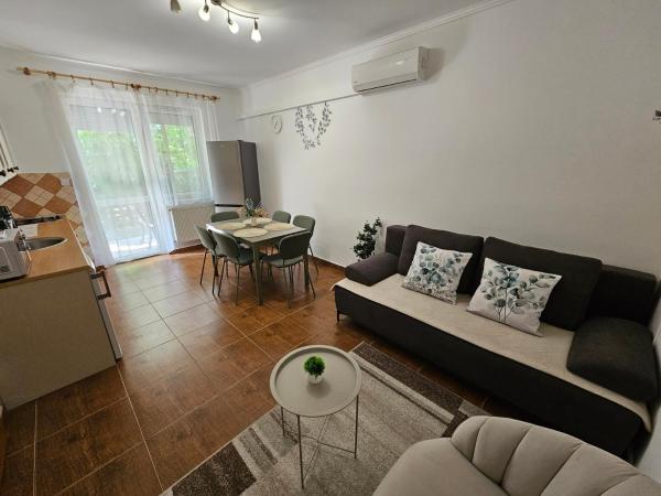 Zoli Apartmanok-maya Kölcsey 34-36 - Hajdúszoboszló