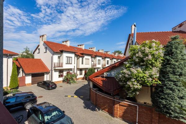 Villa White Flower With Grill Terrace Close Sea - Odessa