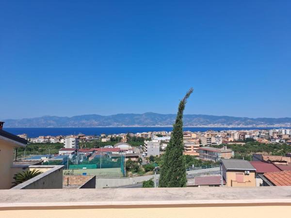 Zita Lapis La Finestra Sullo Stretto - Villa San Giovanni