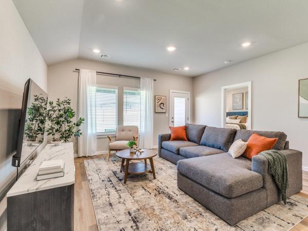 Modern Broken Arrow New Build Brook Chase - Broken Arrow, OK