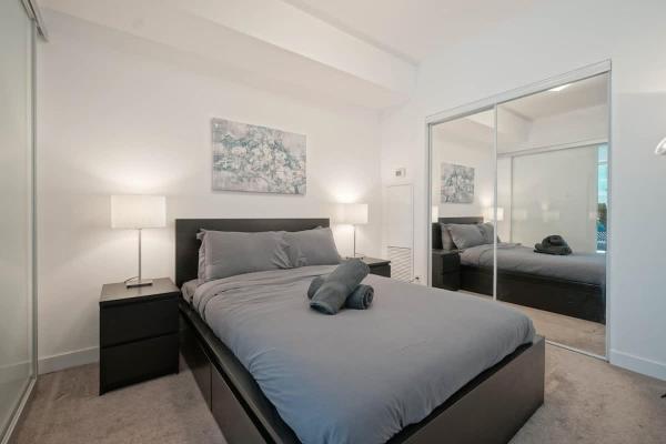 Bright 1bedroom With Balcony Steps To Cn Tower-mtcc - Toronto
