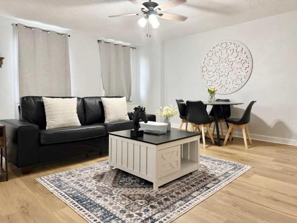 Heart Downtown! Great Location! Pt3c - Smyrna, GA