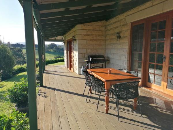 Hank's Folly - Bega