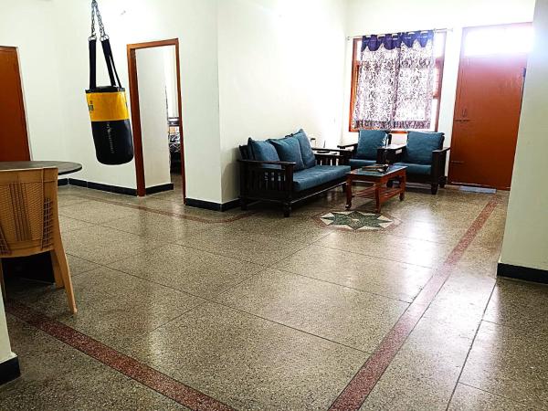Urban Stay Kompally Entire 3bhk Flat - Medchal