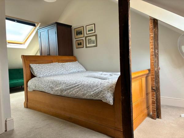 Castle Room - Bracknell