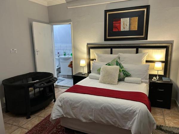 The Family Room - Muldersdrift