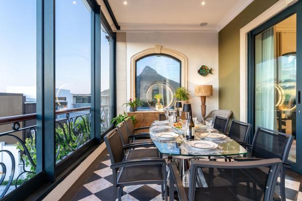 Stunning Ocean And Mountain Views, Heated Mini Pool - Villa Iparadesi Camps Bay - Camps Bay