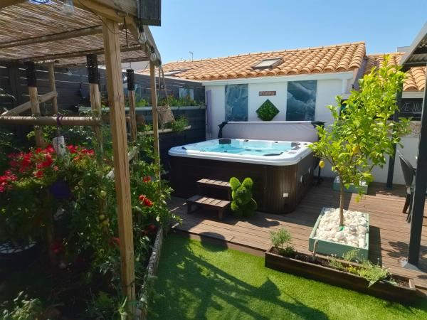 El Pueblo- Villa 3 -Village Naturiste Cap D'agde - Exceptionnelle 2-4 Personnes - Agde