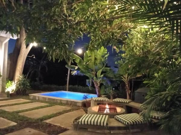 Cocomo - Boutique Coastal Garden Studio - Walk To Beach - Private Pool And Fire Pit - Dolphin Coast