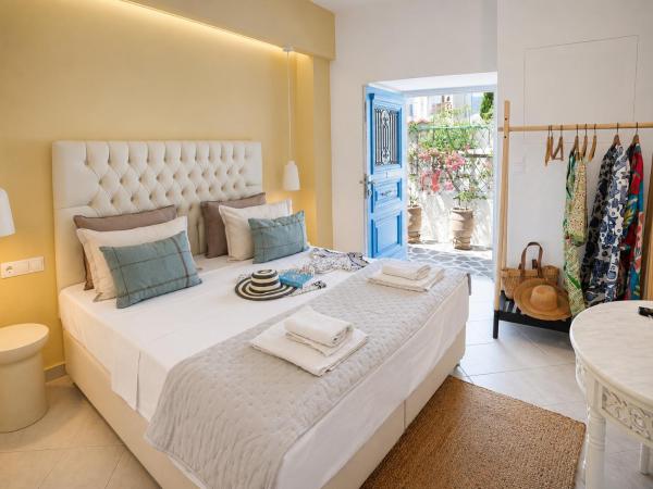 Mania Rooms And Studios - Greece