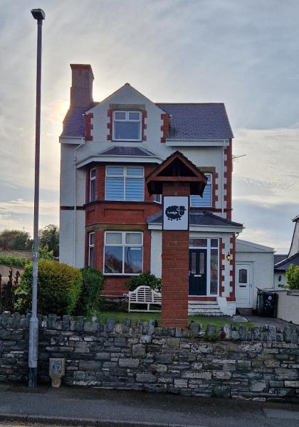 Black Sheep Lodge - Anglesey